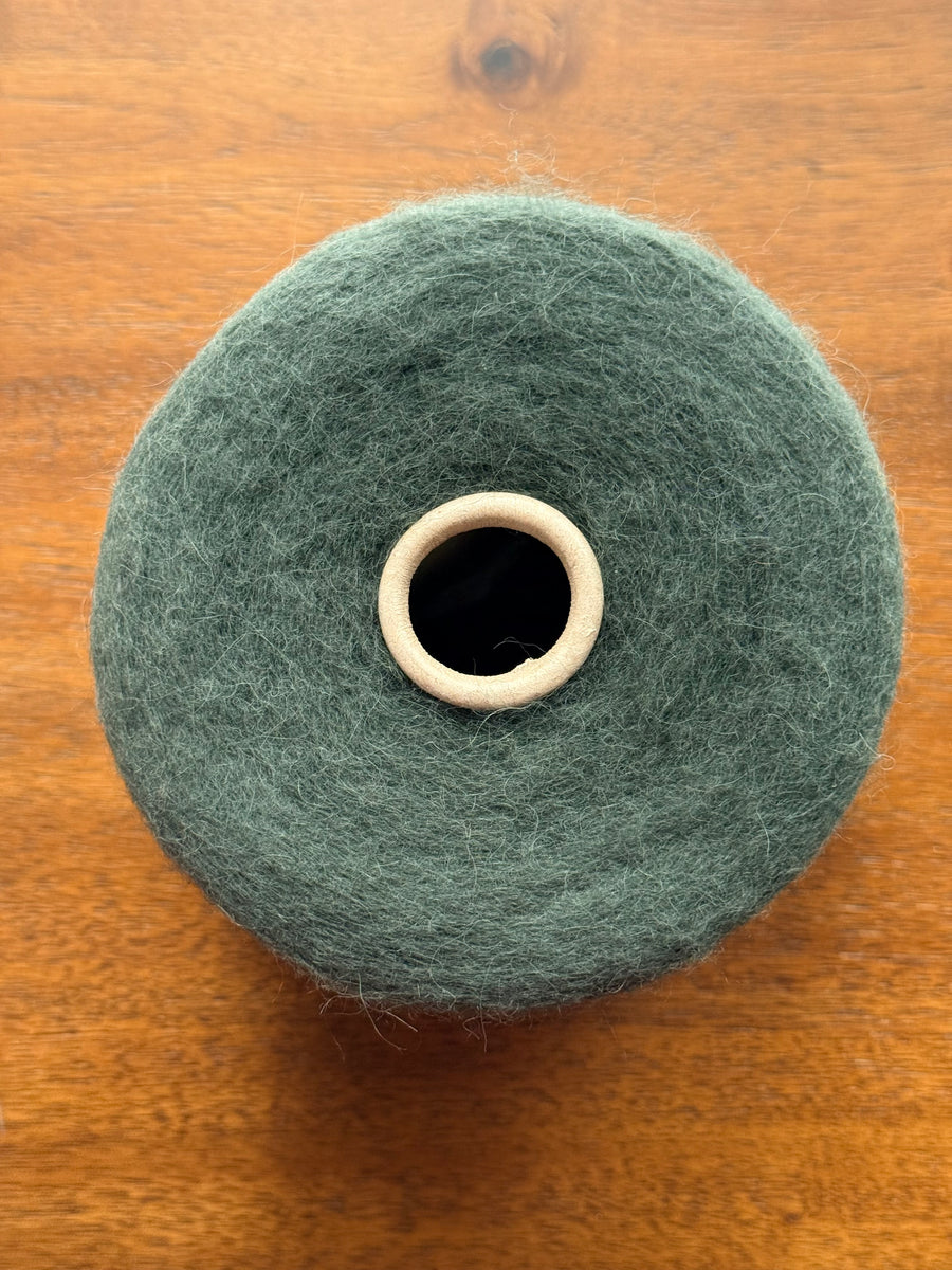 Pecci Feel Green Alpaca Blend Brushed Cone Yarn - 1000m Cone – That Yarn